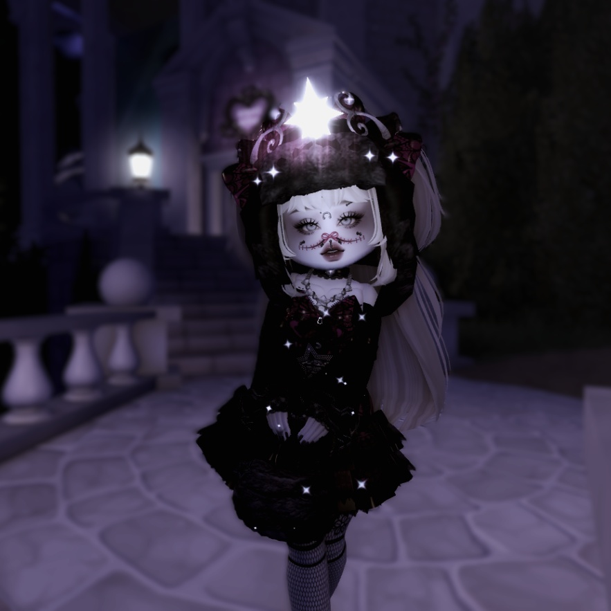 i keep the angel † by gxttmiq | Royale High Outfit