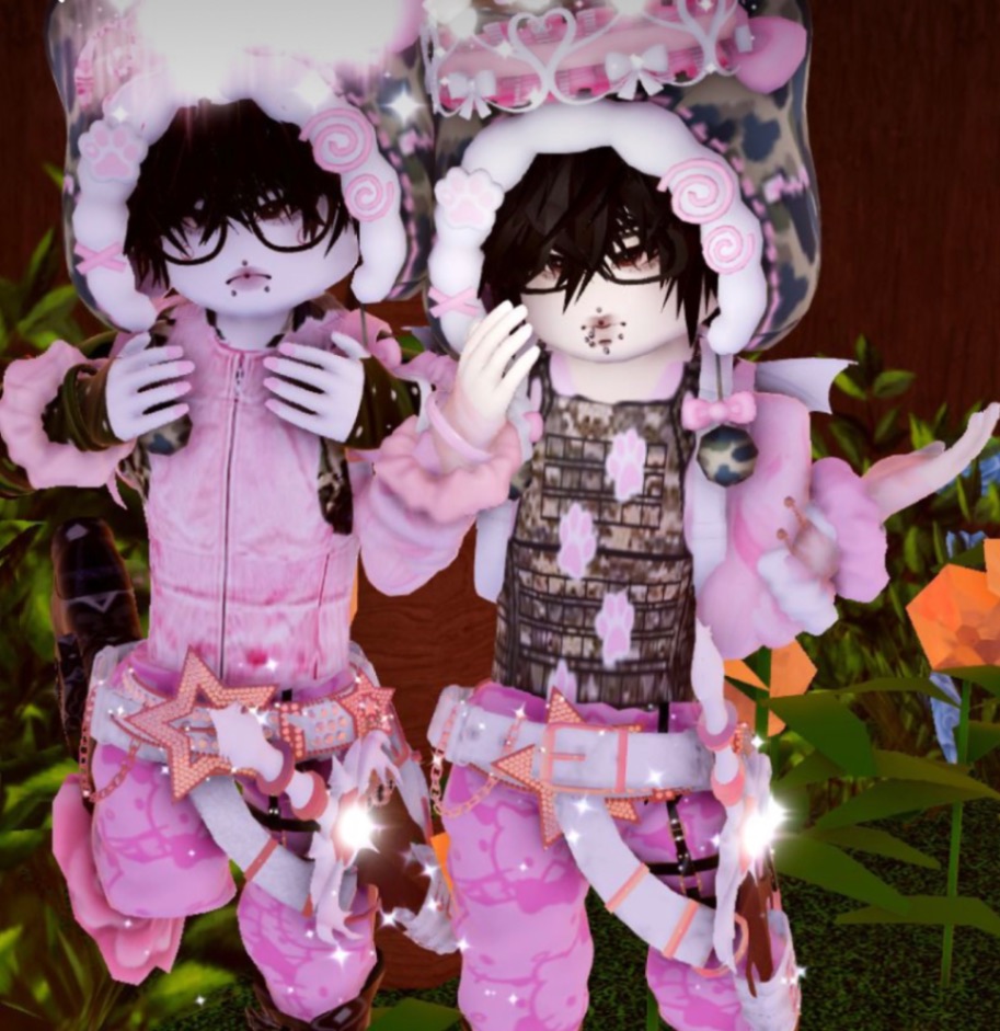 Camo Kitty by camdenduran1341825 | Royale High Outfit