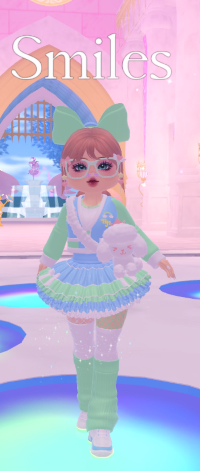 Starlight Set by nt96cgpcmh30322 | Royale High Outfit