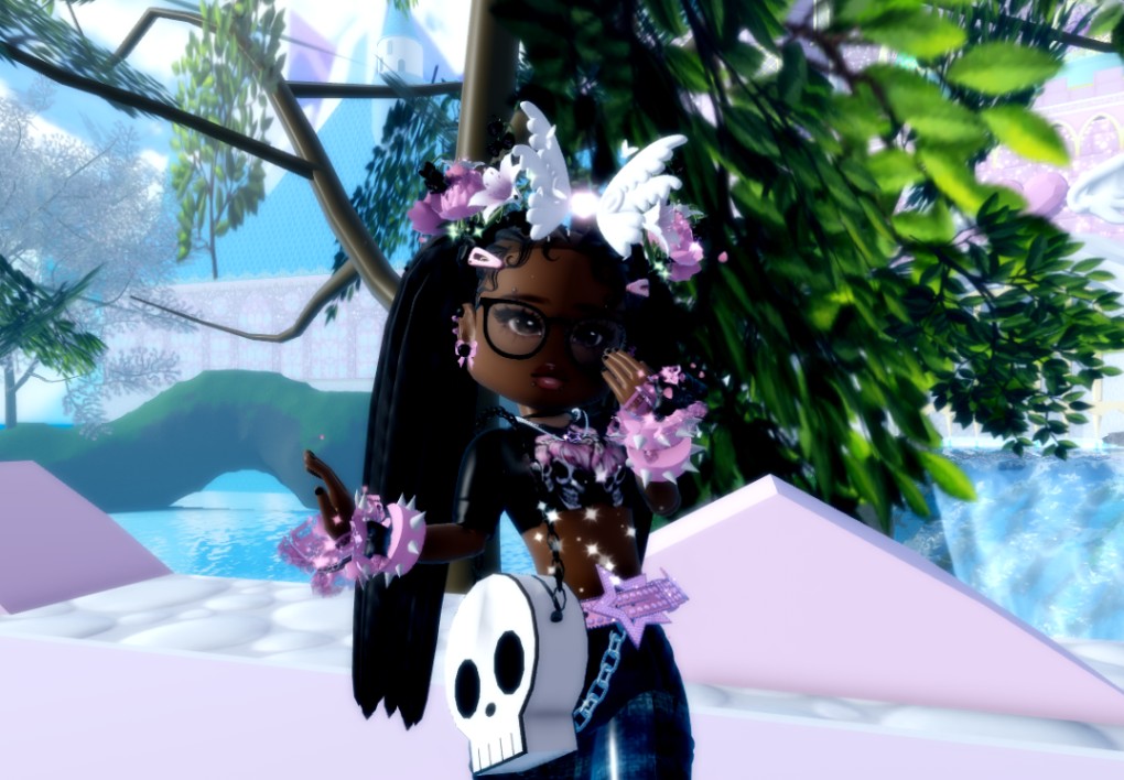 💀Y2K Pink Emo Fit💀🩷 by Lowkey_thebest | Royale High Outfit