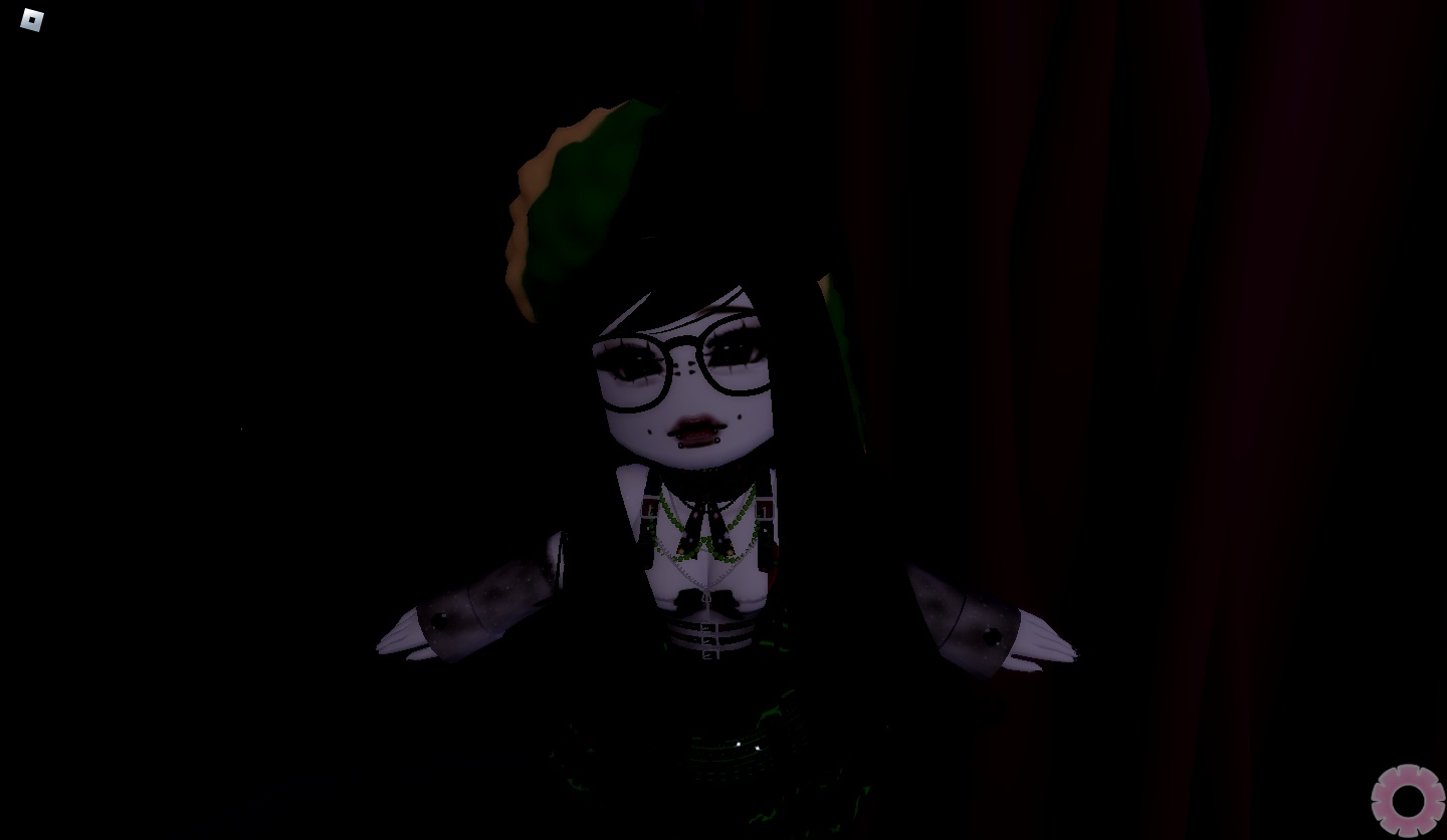 ^^ by erika_bl_shipper | Royale High Outfit