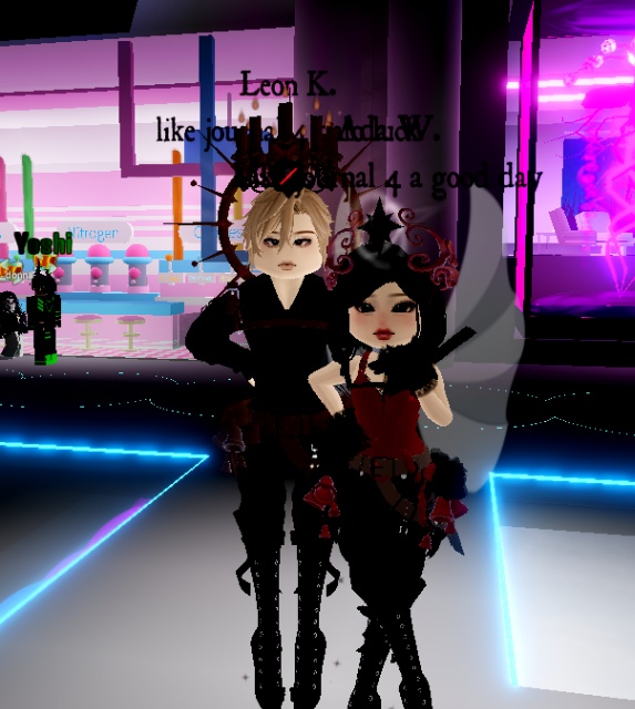 Ada Wong x Leon Kennedy by notdollish | Royale High Outfit