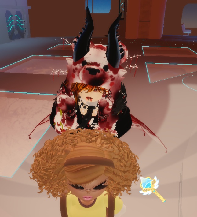 TW: BLOOD by PhotonScooter | Royale High Outfit