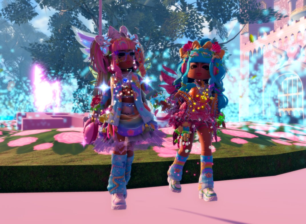 decora6 by Taylor_rh | Royale High Outfit