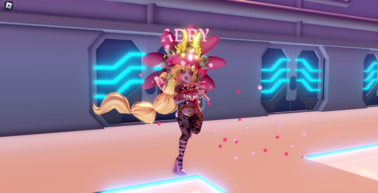 Adryy by XMVP | Royale High Outfit