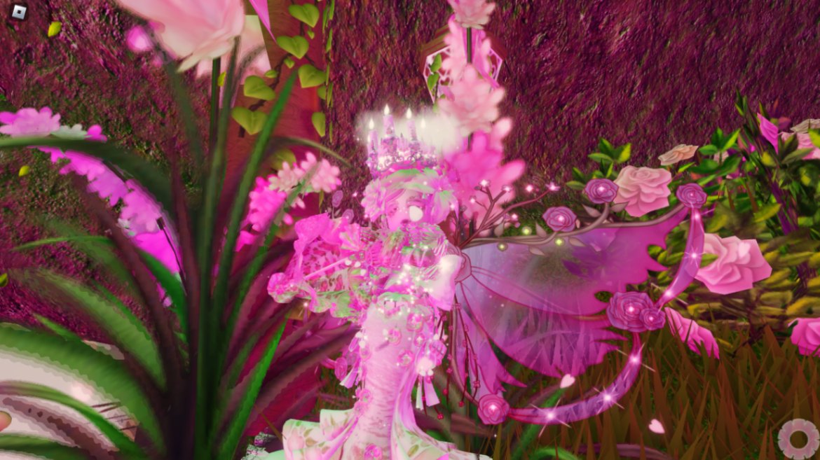 flower?.?!?!.!. by viqxn | Royale High Outfit