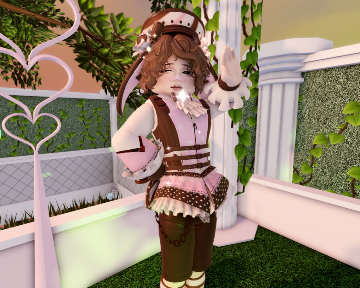 neapolitan ♡ by neveryz | Royale High Outfit