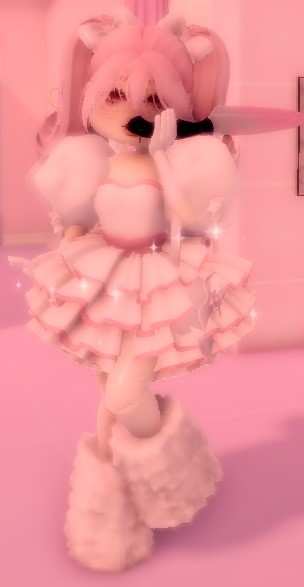 Random Pink Outfit I Made by AndreeaLikesRoblox | Royale High Outfit