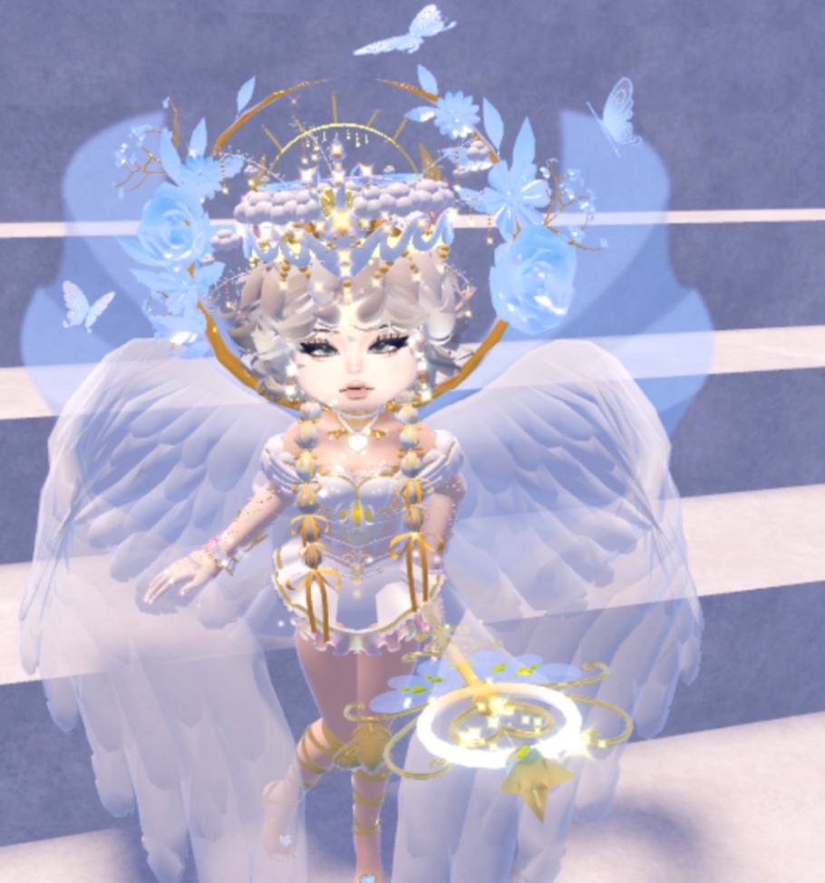 Angel Crimson by __cryms0n | Royale High Outfit