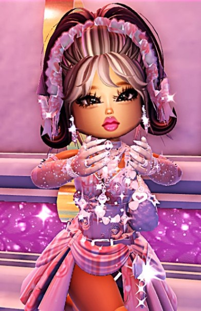 moon012698's Catalog | Royale High (RH) | Traderie